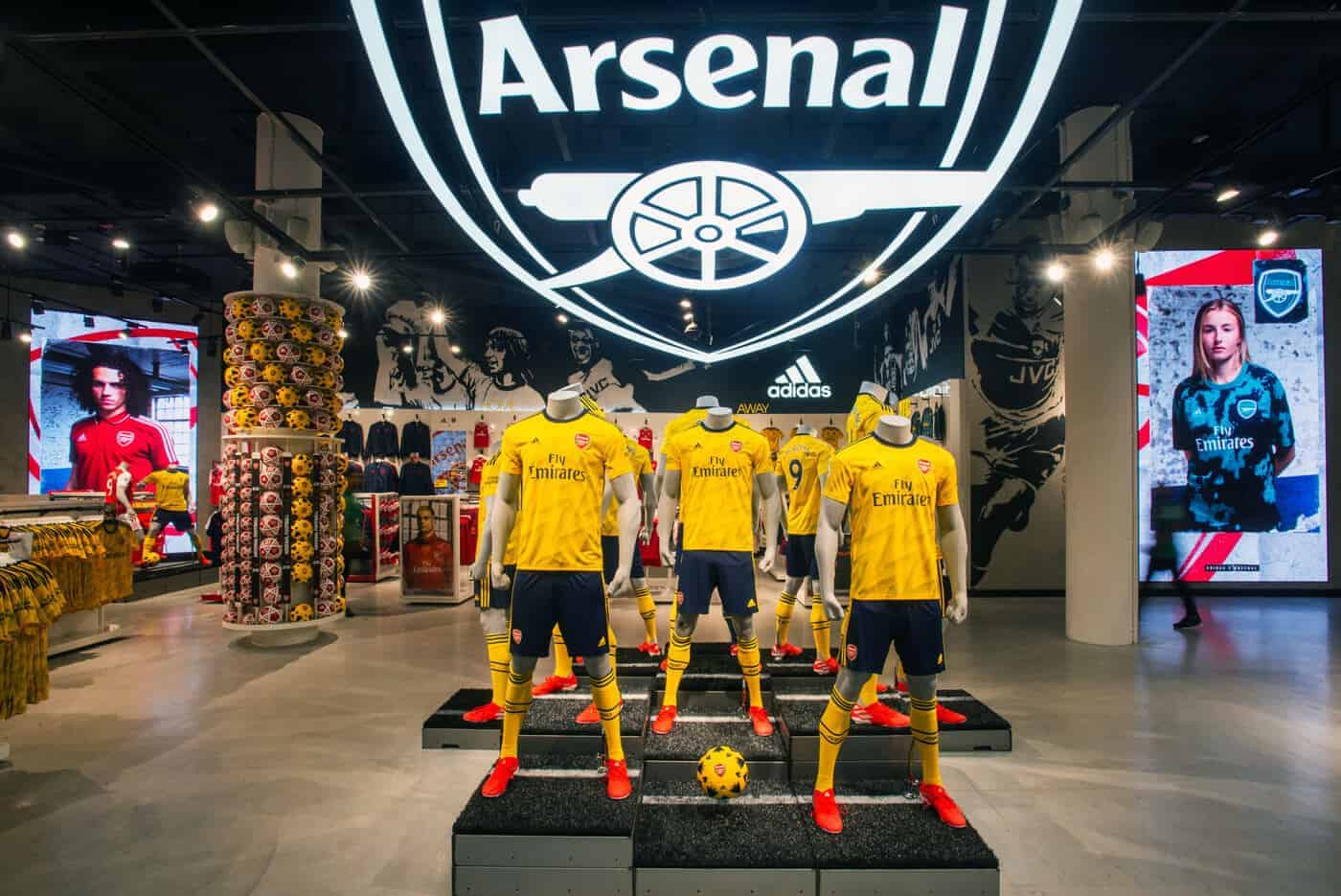 LED Screen Spectacular At Arsenal Football Club London - The Armoury