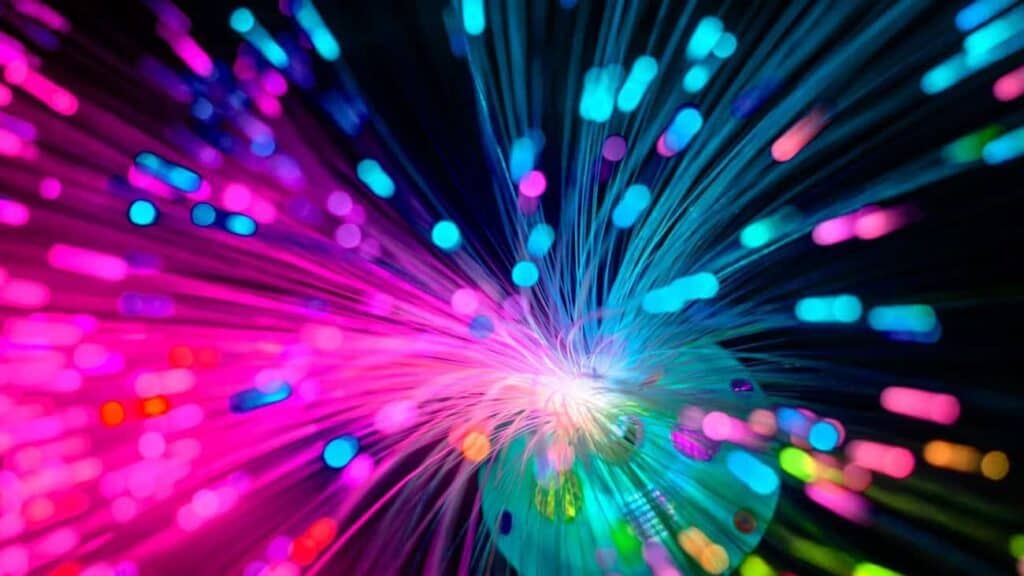 What Are the Advantages of LED Displays and Screens